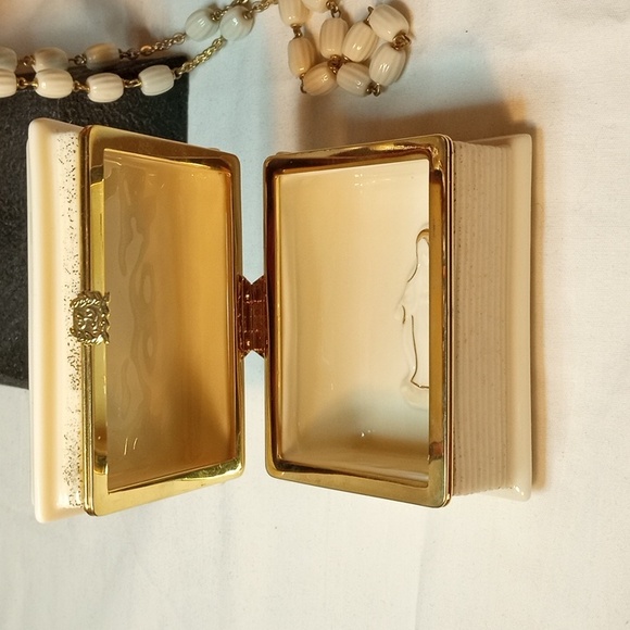 Lenox | Other | Lenox Treasures Holy Bible Treasure Box Porcelain 24k ...